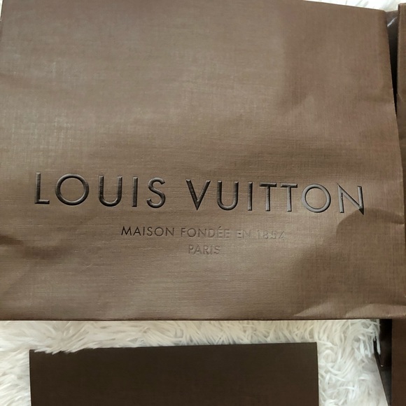 Louis Vuitton | Accessories | Louis Vuitton Papers Bags W Envelop ...